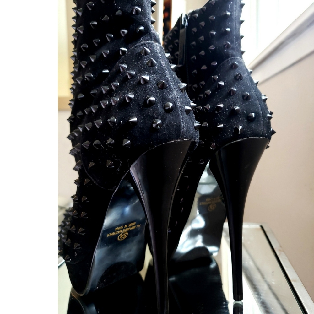 Sexy Spikes Studded Stiletto Platform Booties - Gem